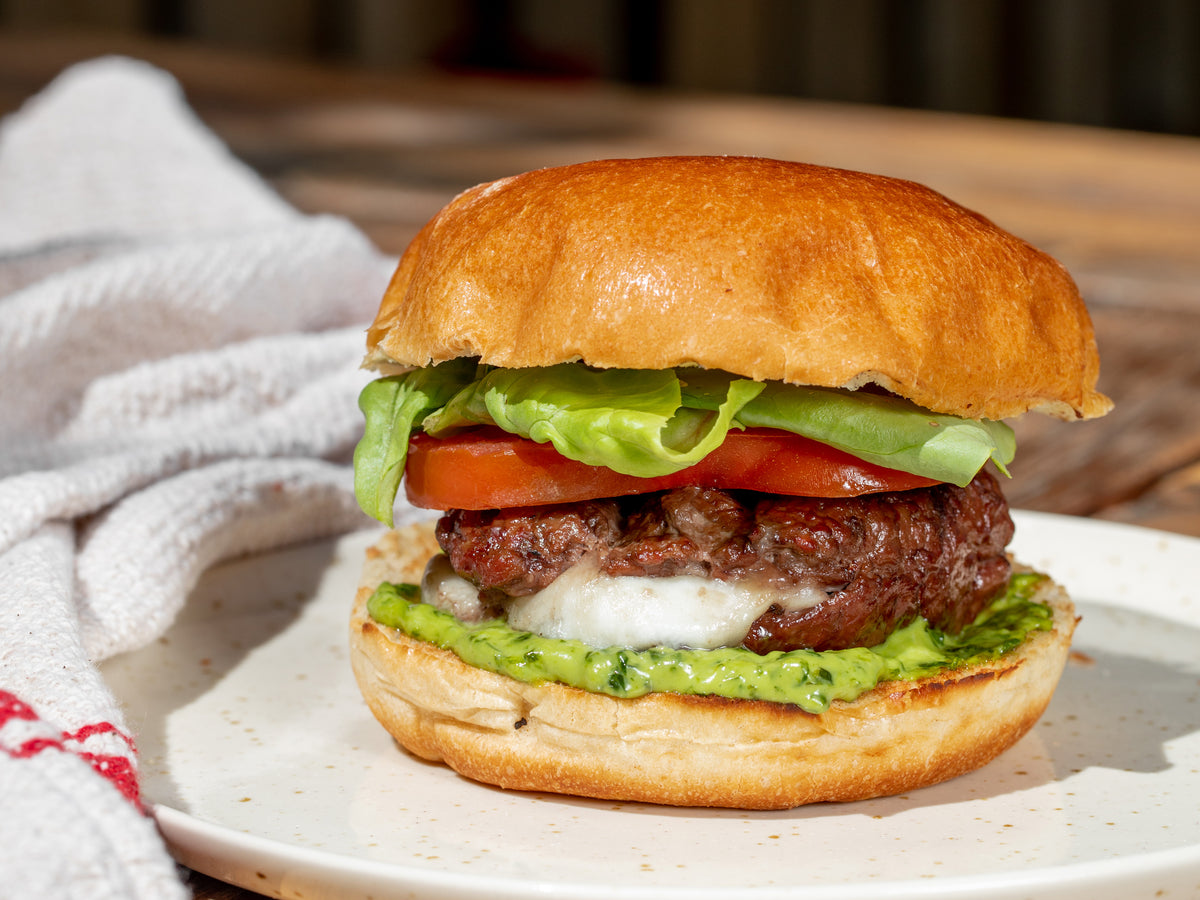 Mozzarella Stuffed Burgers – Tala Cooking